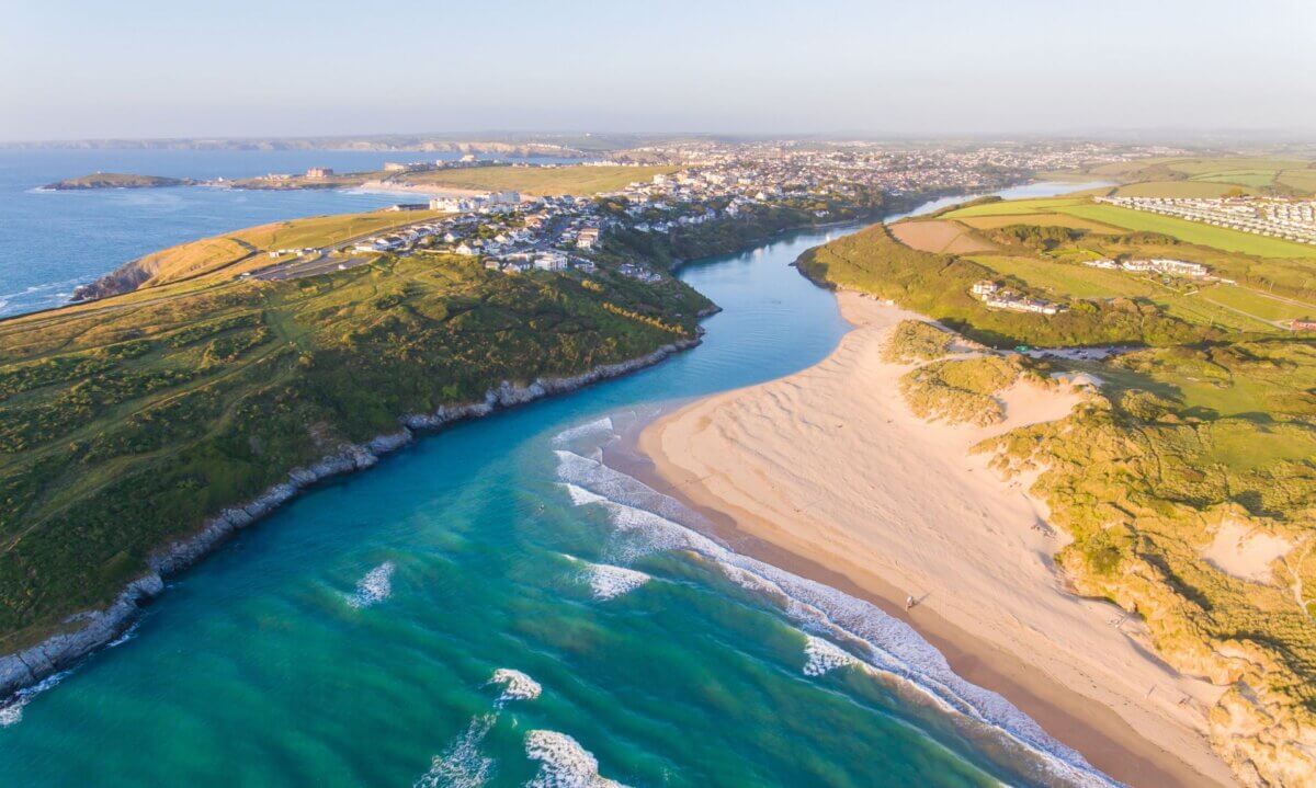 Crantock Beach Guide - Plan Your Visit To Newquay, Cornwall - CornishStuff