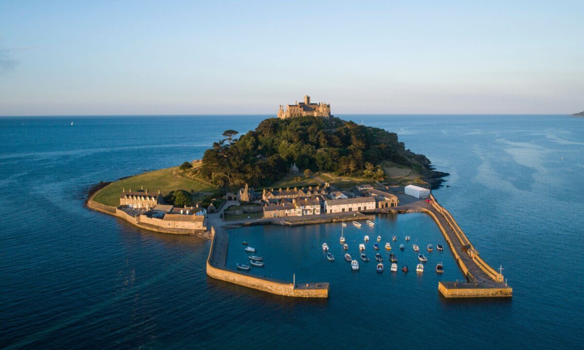 The Ultimate Cornwall Bucket List: 25 Must-Do Experiences - CornishStuff