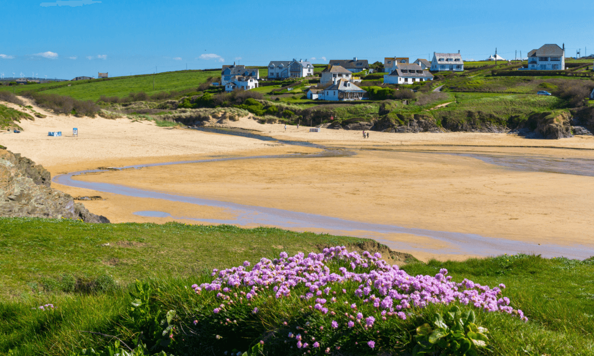 Cornwall’s Best Coastal Walks for a Breathtaking Day Out - CornishStuff