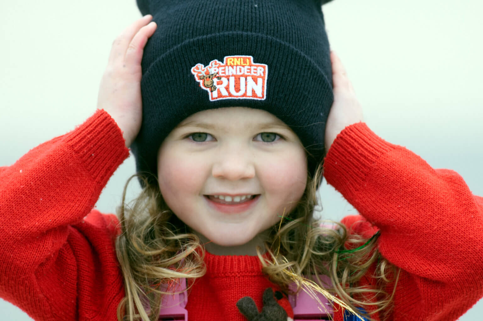 Four-Year-Old Raises Hundreds for RNLI With Christmas Run - CornishStuff